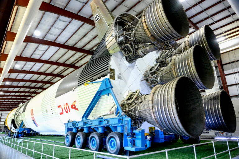 10 Facts About the Apollo Space Program - Have Fun With History